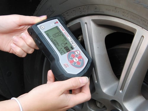 Over TPMS, bandenspanning en autobanden wisselen